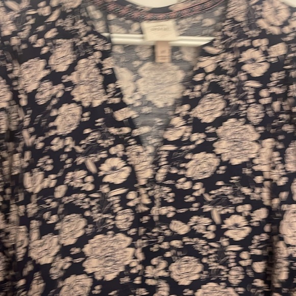 Knox Rose | Dresses | Dress With Light Pink Roses Images | Poshmark